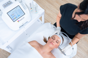 HydroLUX: Hydro + Microdermabrasion Machine Innovation
